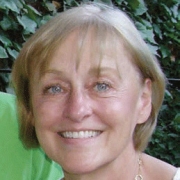 Scholarships - The Underfashion Club